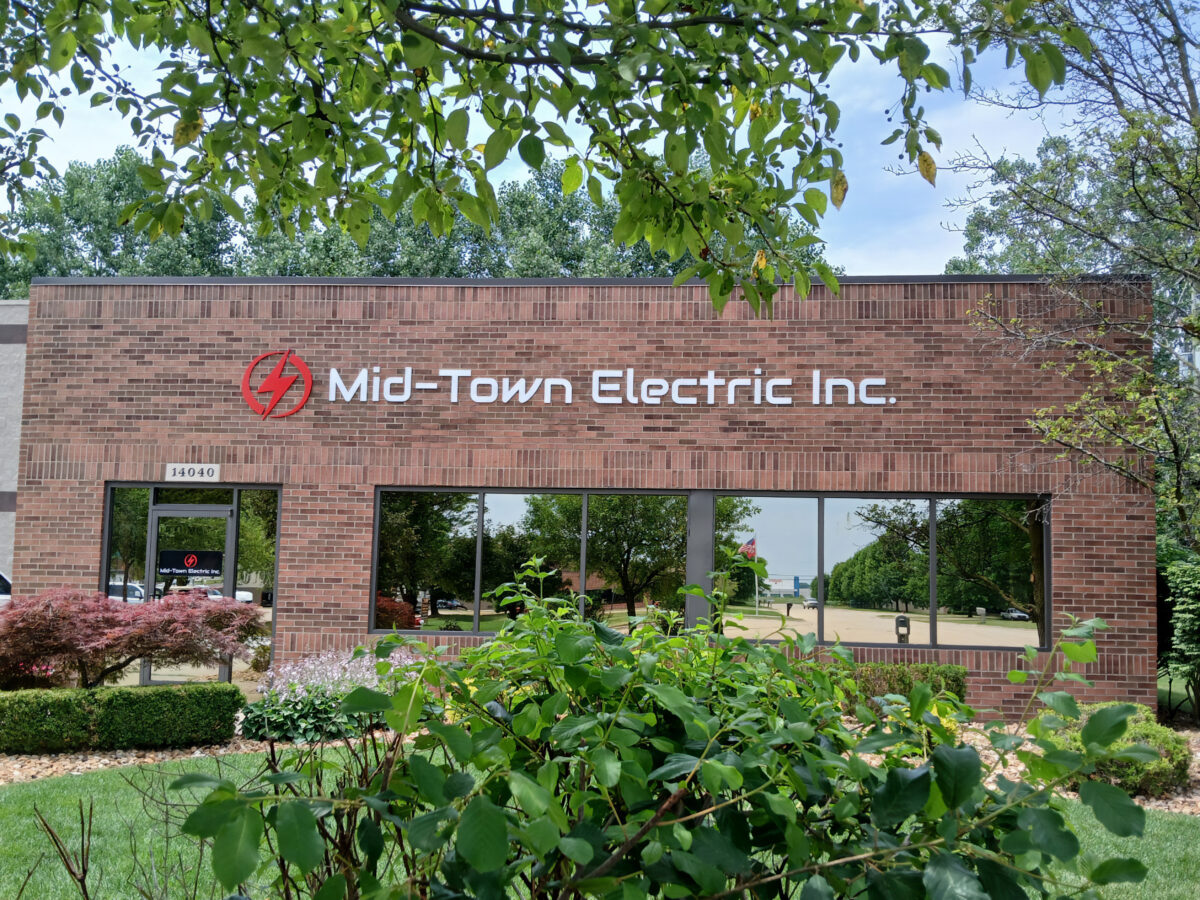 Signage for Manufacturing Safety & Efficiency | Phillips Sign